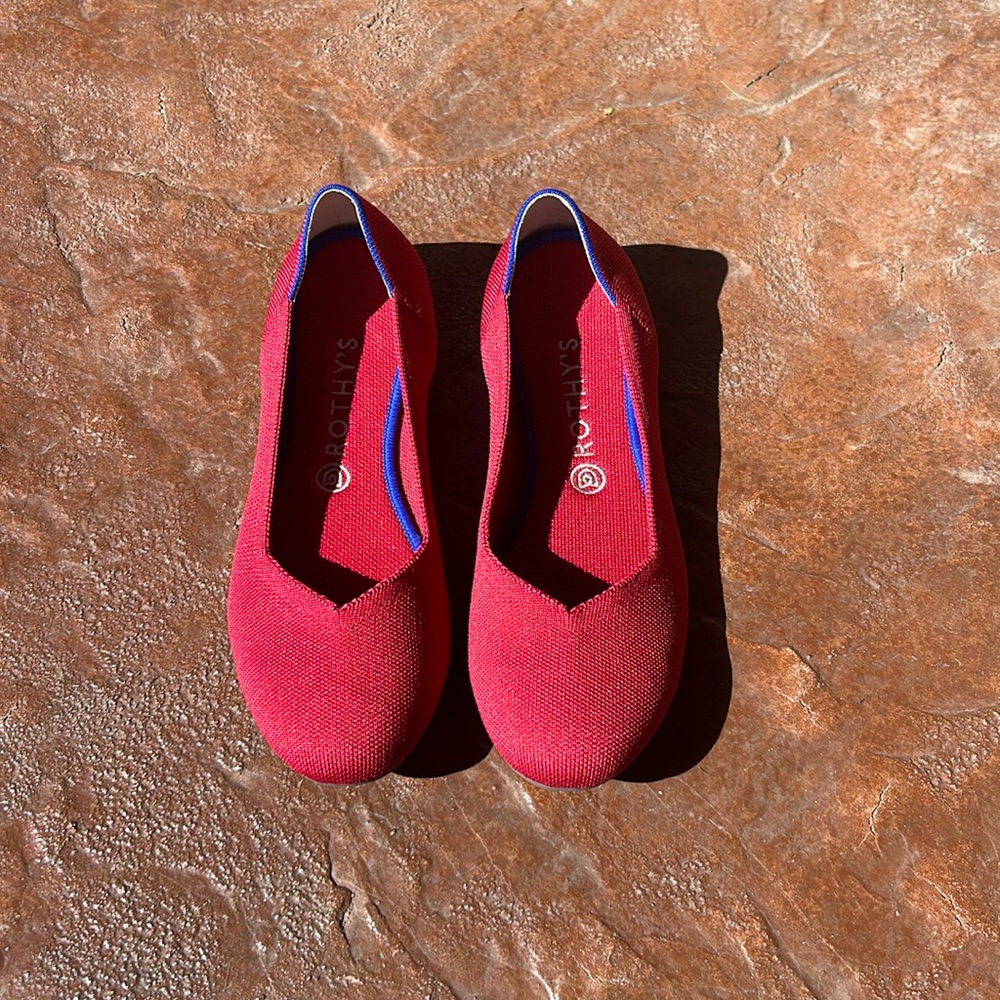 Rothys Ruby Red Scooter Almond Toe Flats Size 10.5. W… - Gem
